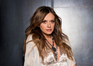 ‘Every Little Thing’ About Carly Pearce’s New Single | TEENPLICITY