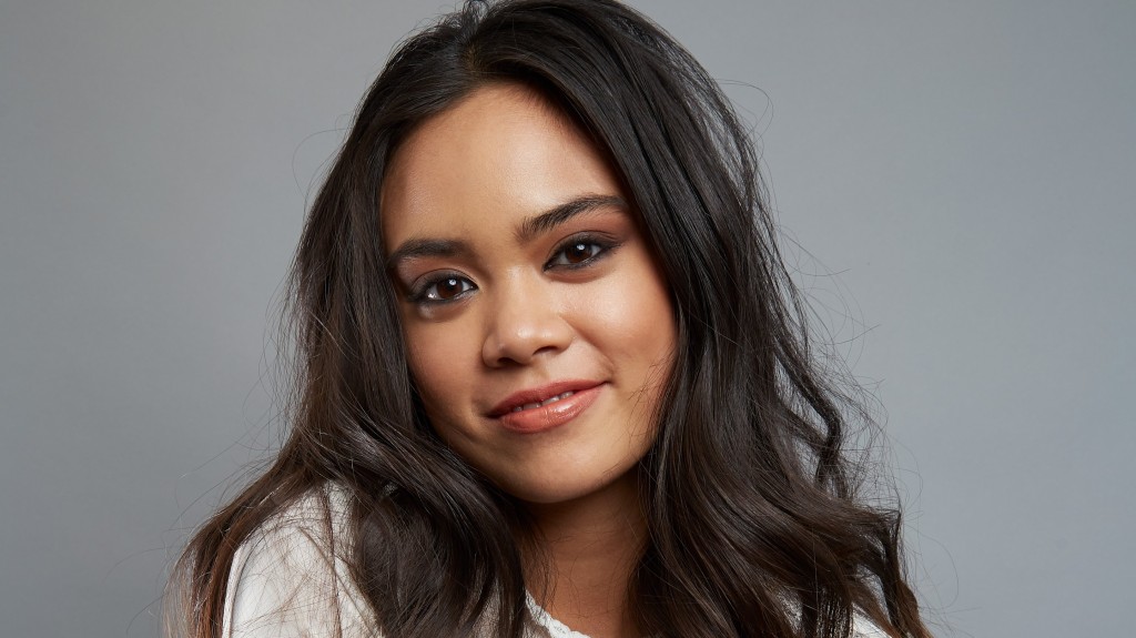 Sari Arambulo Talks A.P. Bio | TEENPLICITY